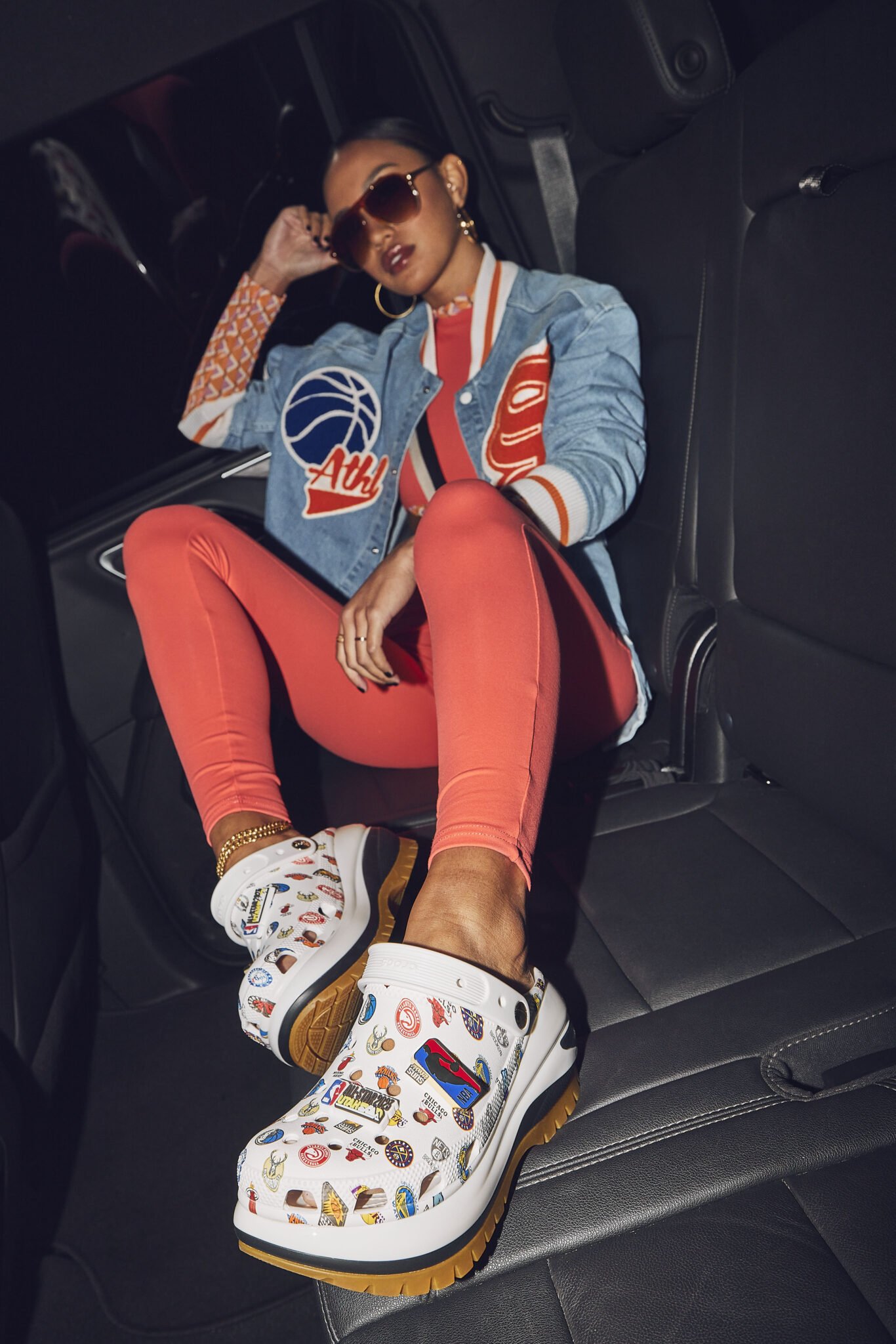 Crocs apresenta primeira collab com a NBA – O Cara Fashion