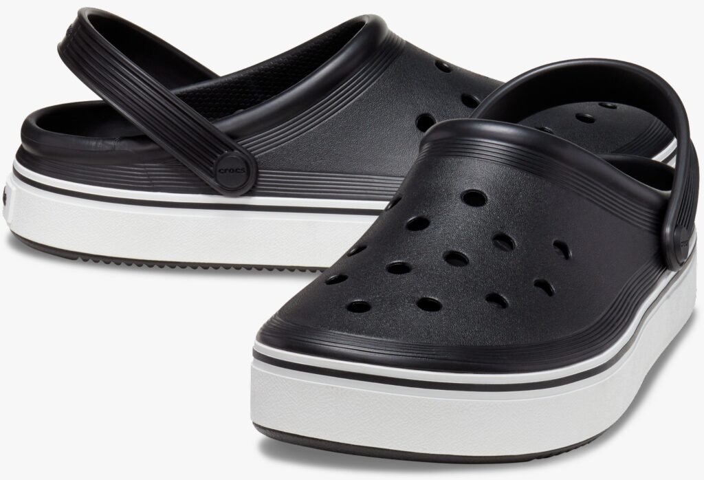 Sneakers 2026 Crocs lança o novo “Off Court Clog” com design Esportivo ...