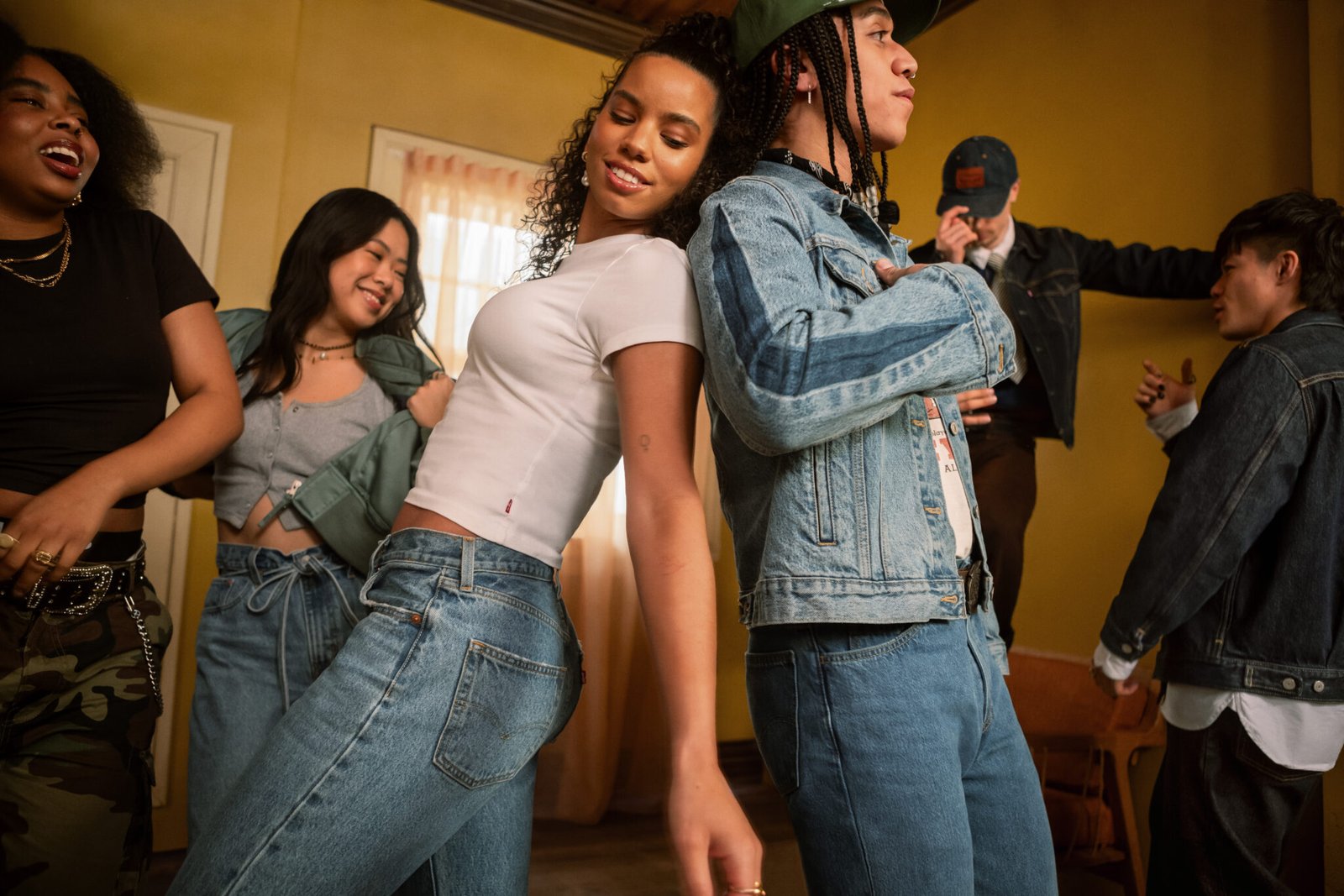Levi’s lança campanha que traz a dança como um agente de transformação ...