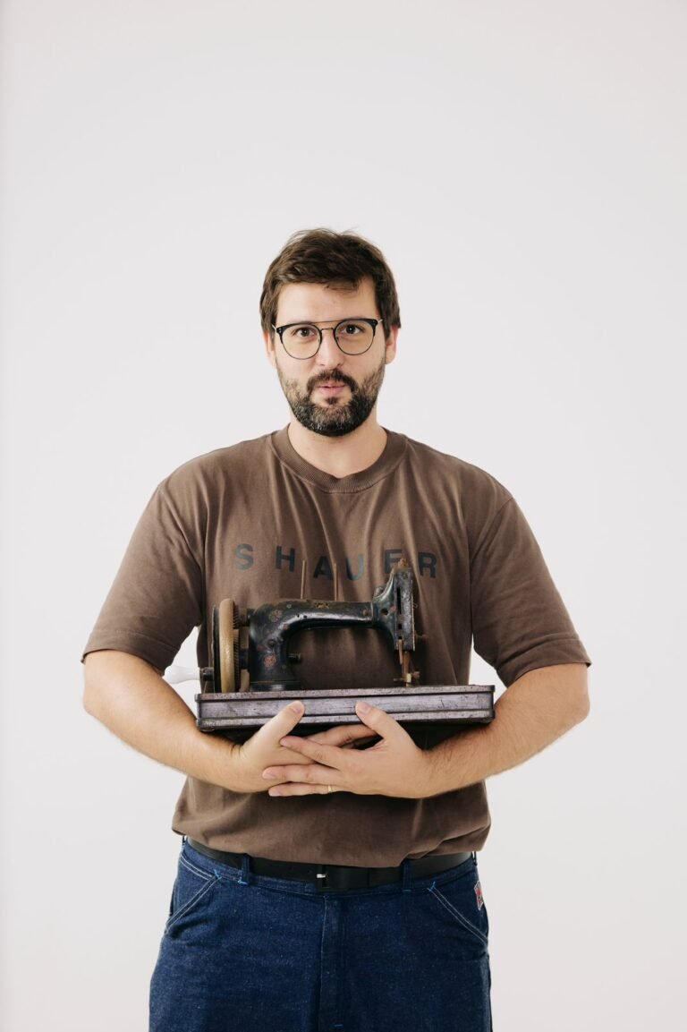 SHAUER lança coleção de estreia que celebra o minimalismo e a ...