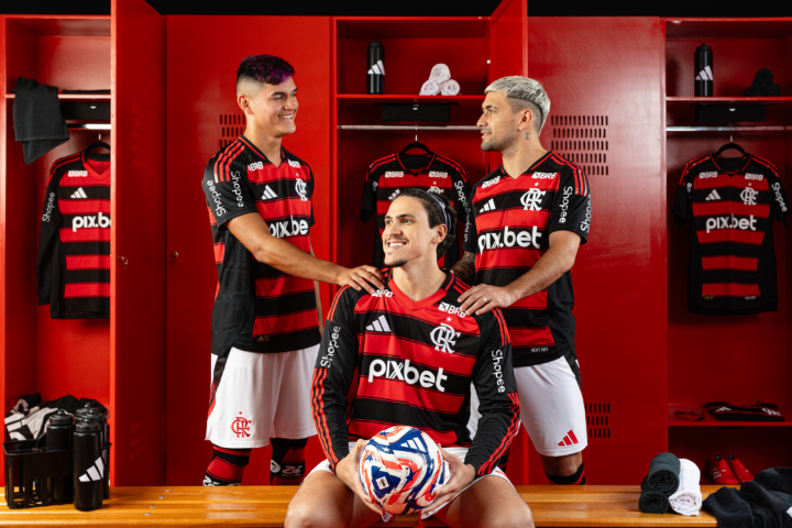 Adidas e Flamengo apresentam o uniforme principal para a temporada 2025/26 – O Cara Fashion